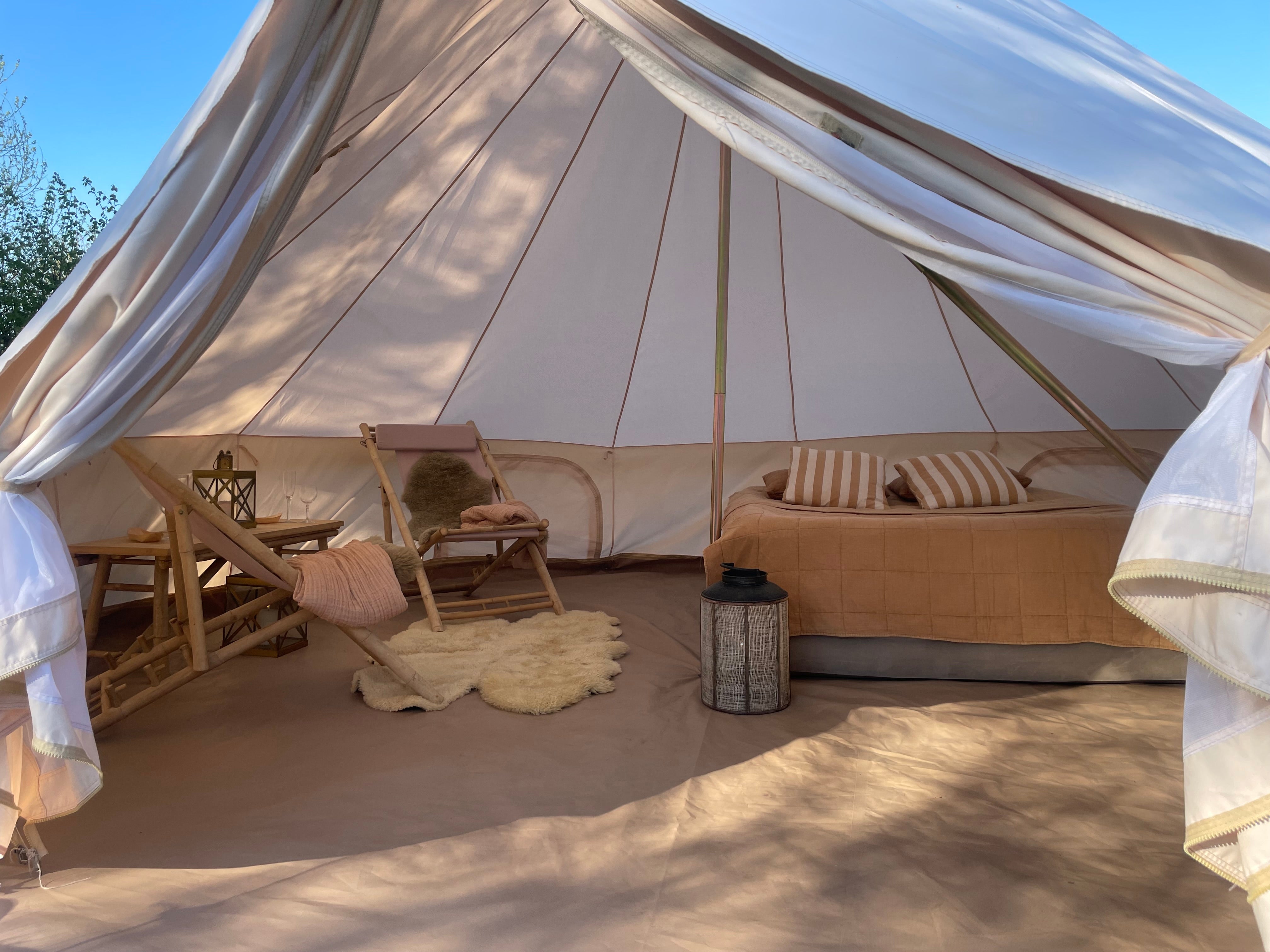 Buying Guide for Your Glamping Tent – Amaroq Glamping